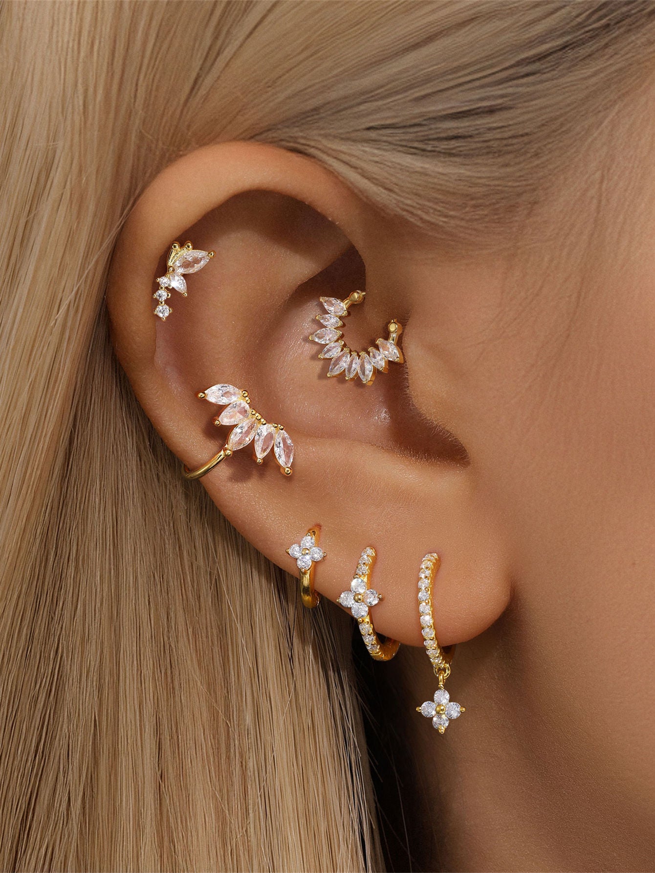 18kt Gold Plated Flower Element Earring Set